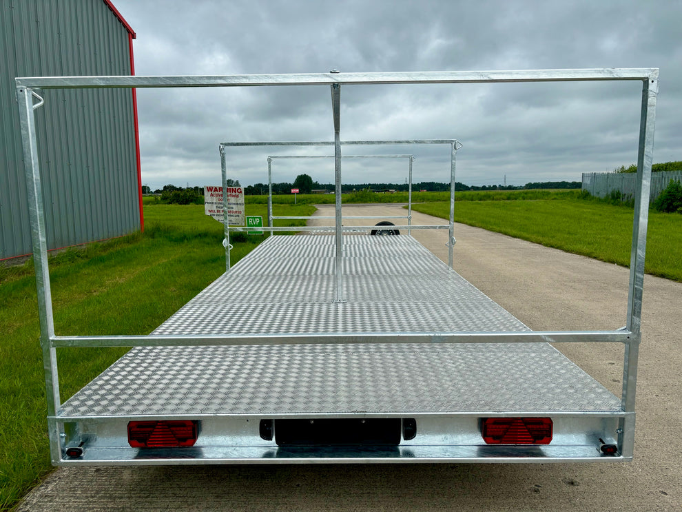 Sturdy, Galvanised Steel Toilet Trailers – RAPIDE TANKERS